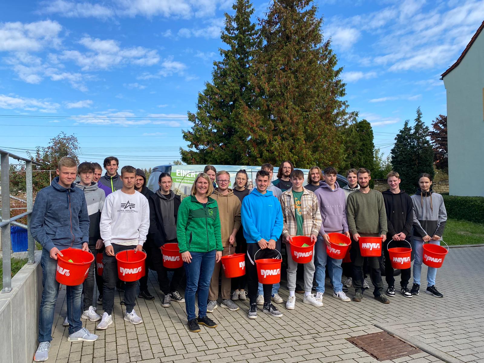 Begrüßung der neuen Azubis! - GaLaBau